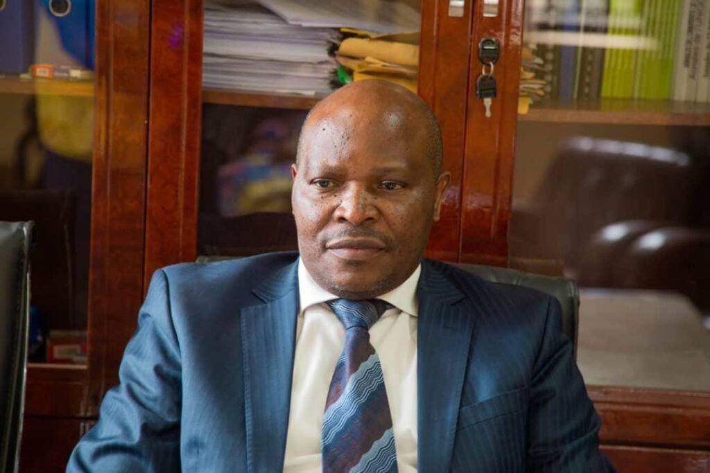 Renouvellement du Mandat de l’E.A.C sans Évaluation , Célestin ...